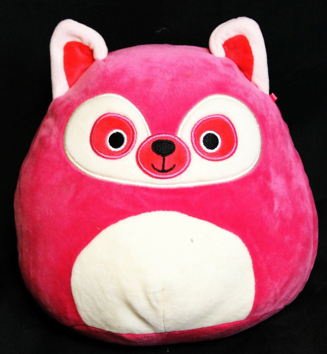 Squishmallows - Lucia the Pink Lemur 7" – Sweets and Geeks